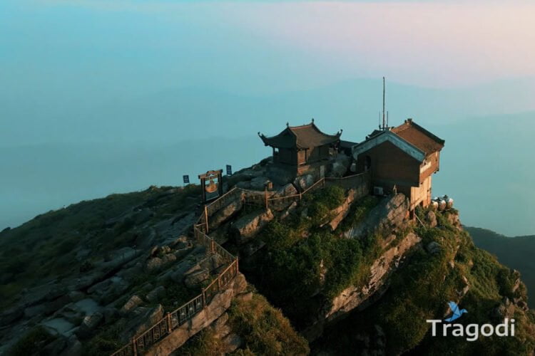 15 Must-Visit Tourist Attractions in Ha Long, Vietnam